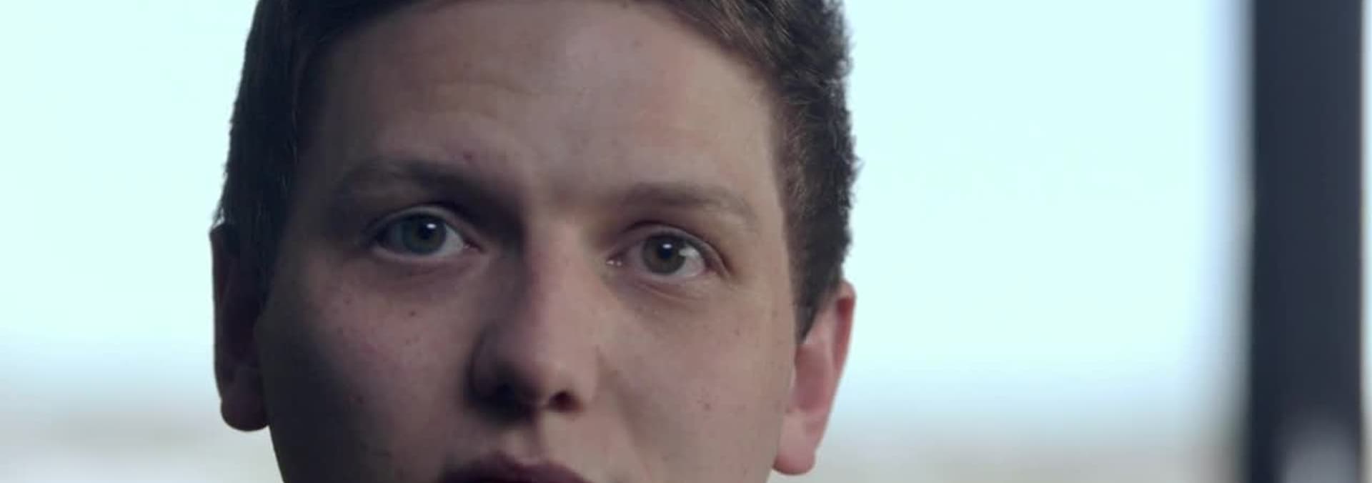 Watch 24 Hours in Police Custody S04:E05 - Too Close for Comfort - Free ...