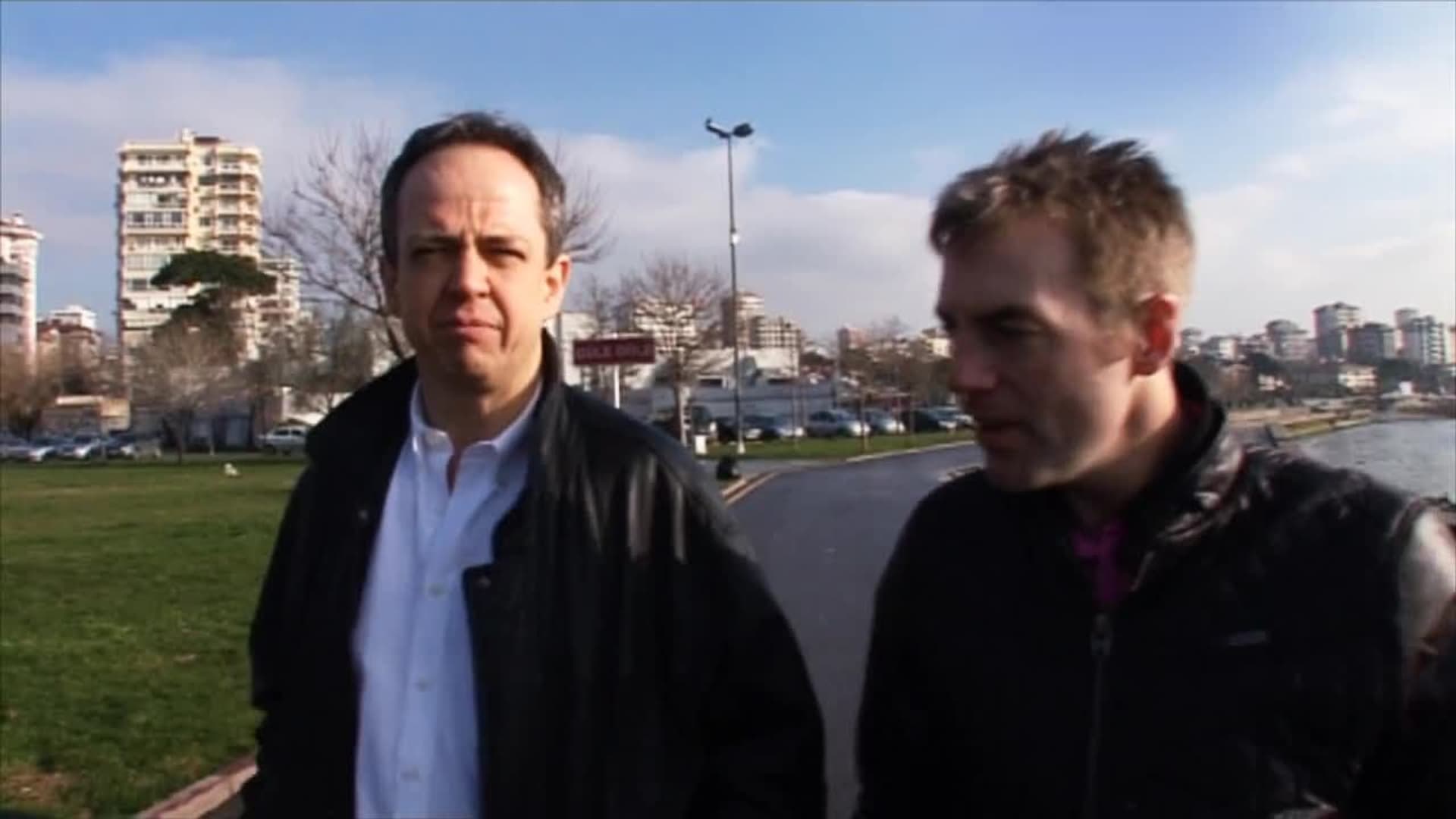 Watch Donal MacIntyre: World's Toughest Towns - Free TV Shows | Tubi