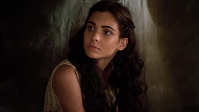 Watch Moisés y los diez mandamientos S02:E08 - Ella está viva - Free TV Shows | Tubi