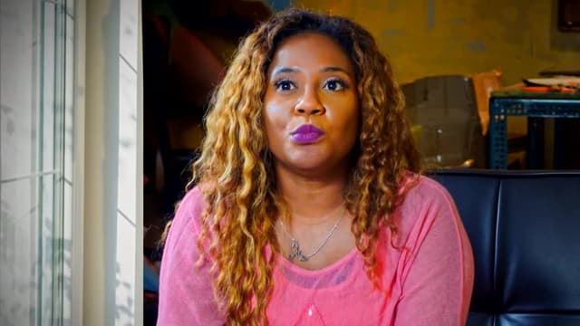 Watch The Expats: International Ingrams S02:E01 - Chicken Nugget and ...