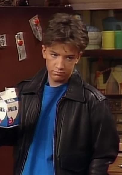 Watch Married... with Children S04:E22 - The Agony of De Feet - Free TV ...