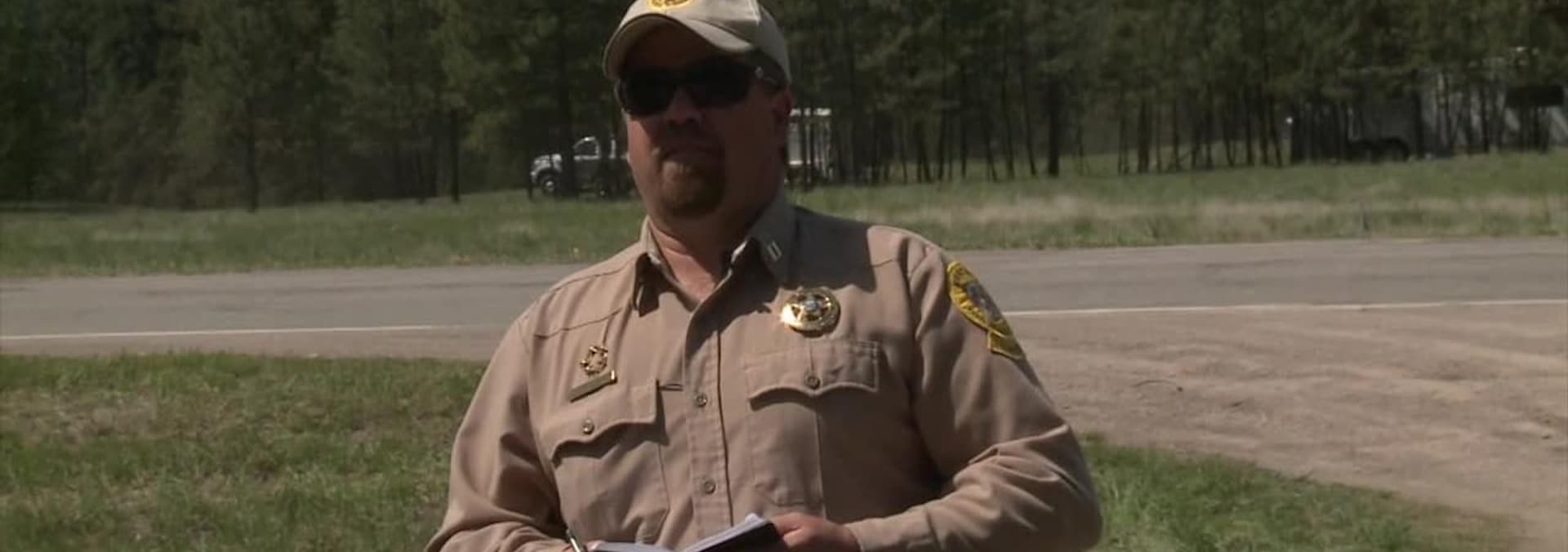 Watch Wardens S03:E03 - Paddlefish - Free TV Shows | Tubi