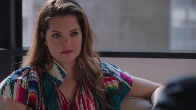 Watch The Bold Type S01:E03 - The Woman Behind the Clothes - Free TV ...