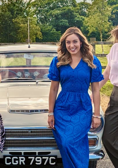 Watch Celebrity Antiques Road Trip S12:E09 - Sara Davies and Amy Dowden ...