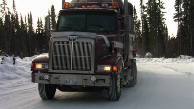 Watch Ice Road Truckers S05e09 Road To Nowhere Free Tv Shows Tubi
