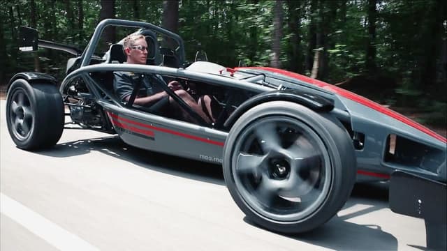 Watch Tech Toys S03:E11 - The Speedsters - Free TV Shows | Tubi