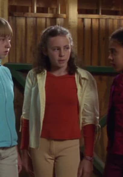 Watch The Saddle Club S01:E23 - Horse Play - Free TV Shows | Tubi