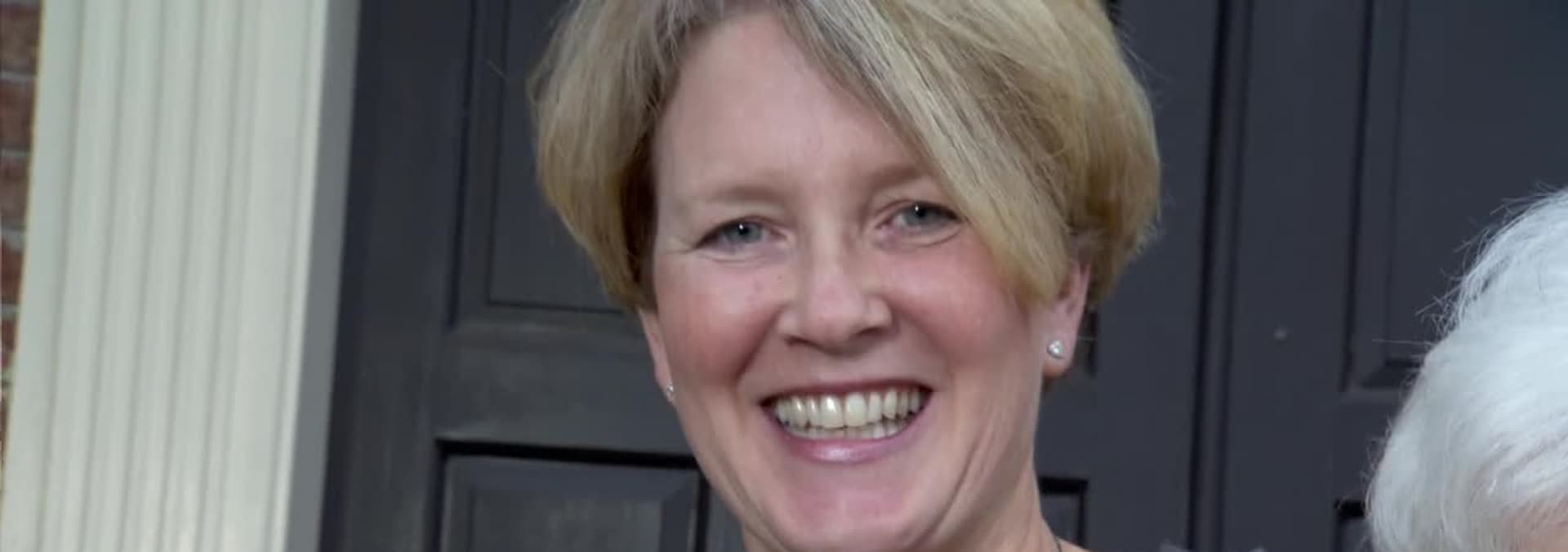 Watch Mega Dens S03:E03 - Beige Box Breakout - Free TV Shows | Tubi