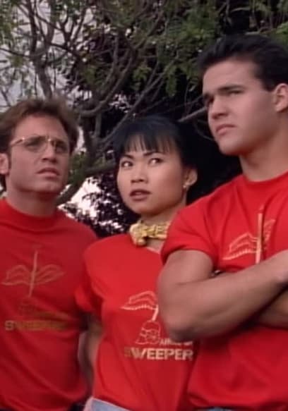 Watch Mighty Morphin Power Rangers S02:E09 - The Beetle Invasion - Free ...