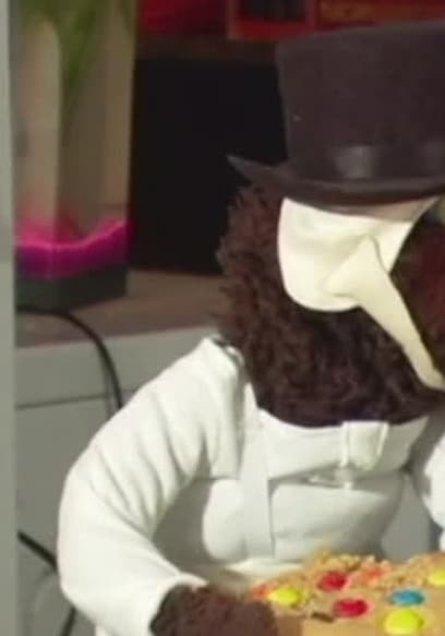 Watch The Greg the Bunny Tapes S01:E01 - Monster Puppets / Repo Man ...