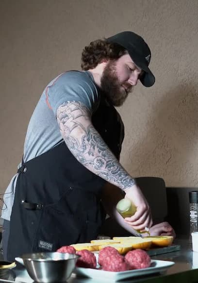 Watch Weber's Grill S01:E01 - Bacon Street Burgers - Free TV Shows | Tubi