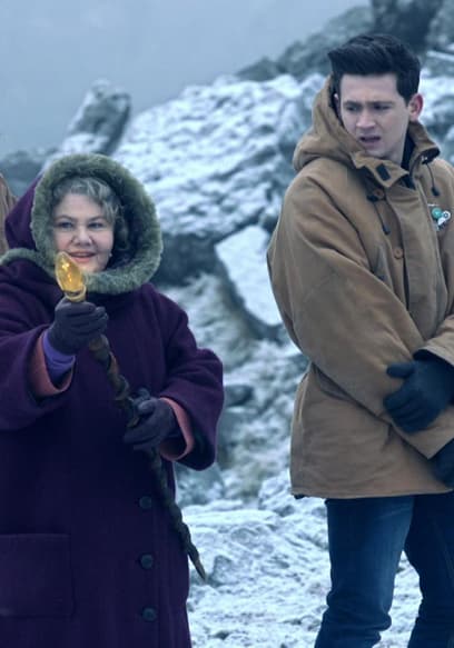 Watch Wizards vs. Aliens S02:E05 - The Cave of Menla-Gto: Part 1 - Free ...