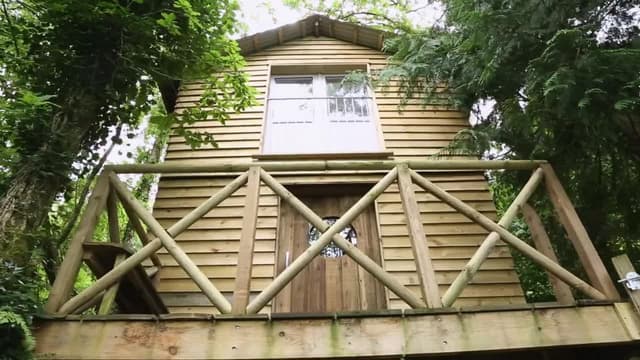 Watch Tiny House World S01:E03 - A Tiny Starter Home in Devon - Free TV ...