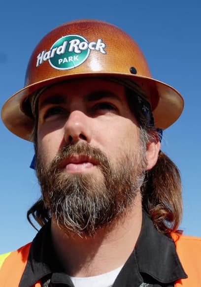 Watch Mega Builders S04:E01 - Hard Rock Park - Free TV Shows | Tubi