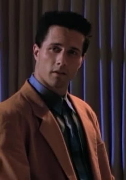 Watch Silk Stalkings S02:E23 - Voices - Free TV Shows | Tubi