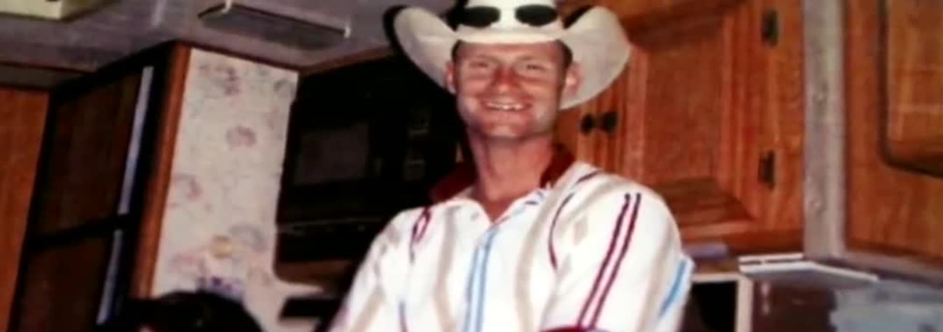 Watch Kendall Rae S04:E11 - The Murder of Mike Severance - Free TV ...