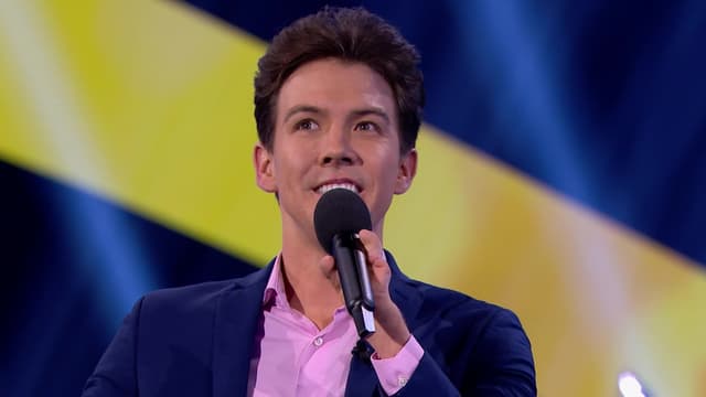 Watch Don’t Forget the Lyrics S03:E10 - Does Father Know Best? - Free TV Shows | Tubi