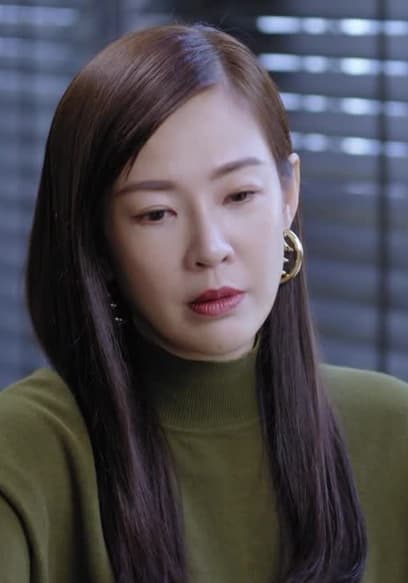 Watch Loving You S01:E11 - Lin Li Resigns - Free TV Shows | Tubi
