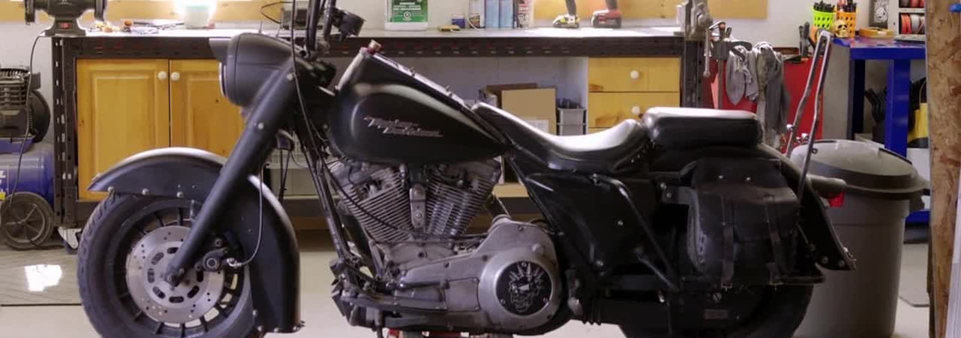 Watch Bad Chad Customs S02:E04 - Bad Chad to the Bone - Free TV Shows ...