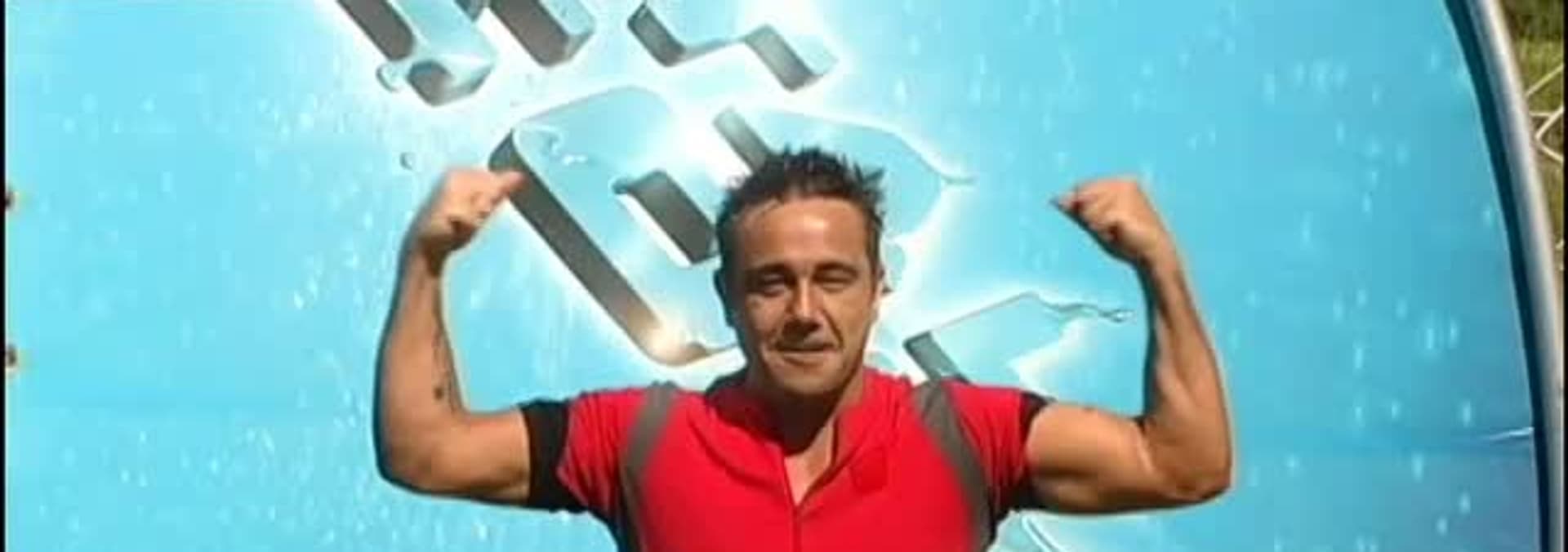 Watch Total Wipeout UK S03:E09 - The Legends - Free TV Shows | Tubi