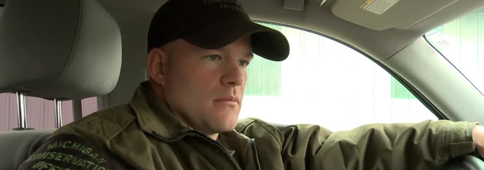 Watch Wardens S08:E09 - Best Of: Michigan Whitetail Patrol - Free TV ...