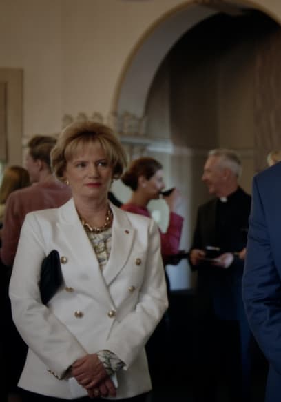 Watch Rake S05:E01 - Greene v the World - Free TV Shows | Tubi
