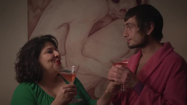 Watch Etheria S06:E01 - Bitten - Free TV Shows | Tubi